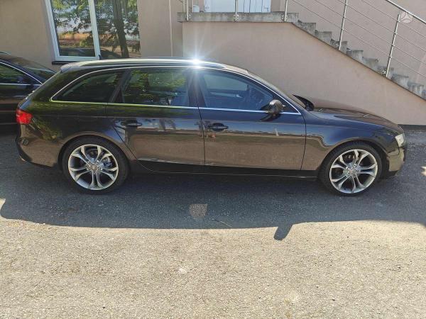 Melns Audi A4 2013 Klaipėda, ar dzinēja tilpumu 2.97 L un nobraukumu 265 tūkst. km par 5150 €, foto 8 vietnē AUTOMOTO.COM.LV