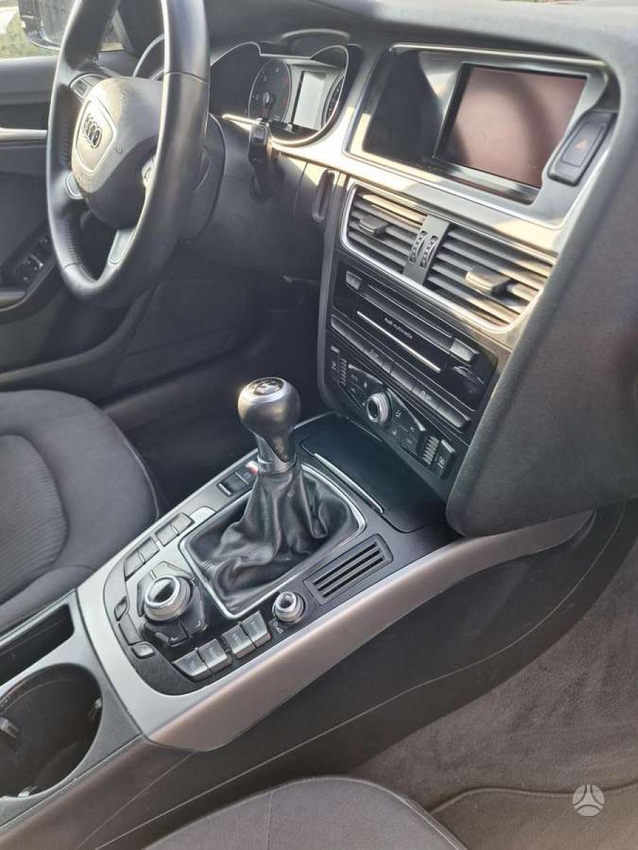 Melns Audi A4 2013 Telšiai, ar dzinēja tilpumu 2.00 L un nobraukumu 217 tūkst. km par 5450 €, foto 12 vietnē AUTOMOTO.COM.LV