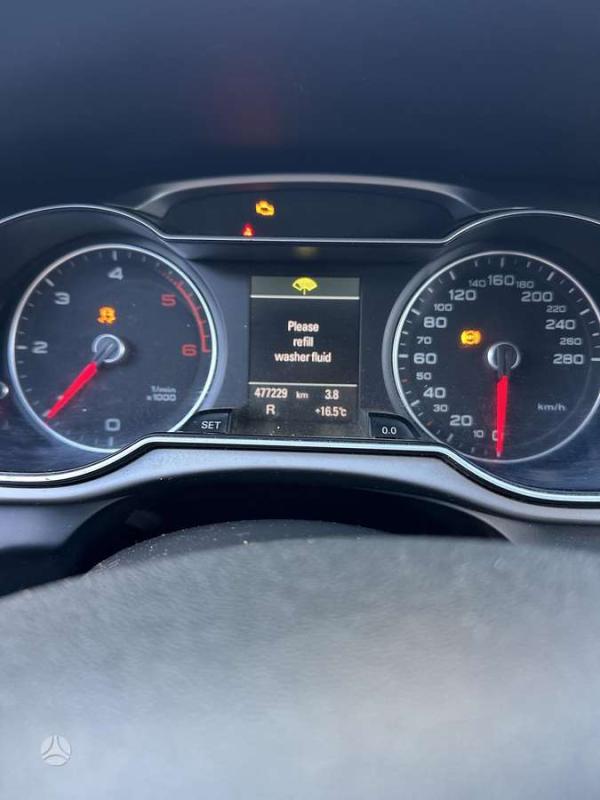 Black Audi A4 2013 in Vilnius, with an engine capacity of 1.97 L and mileage of 477 thousand km for 2650 €, photo 10 on AUTOMOTO.COM.LV