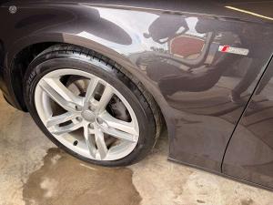 Black Audi A4 2013 in Kaunas, with an engine capacity of 1.97 L and mileage of 285 thousand km for 7499 €, photo 9 on AUTOMOTO.COM.LV