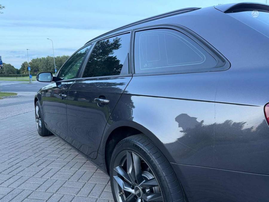 Black Audi A4 2013 in Vilnius, with an engine capacity of 0.00 L and mileage of 295 thousand km for 6900 €, photo 8 on AUTOMOTO.COM.LV