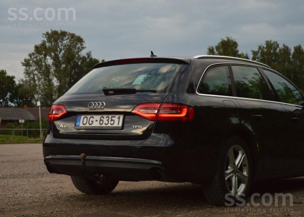 Audi A4 2013 Rīga vietnē Melns Audi A4 2013 Rīga, ar dzinēja tilpumu 1.80 L un nobraukumu 312 tūkst. km par 8200 €, foto 4 vietnē AUTOMOTO.COM.LV
