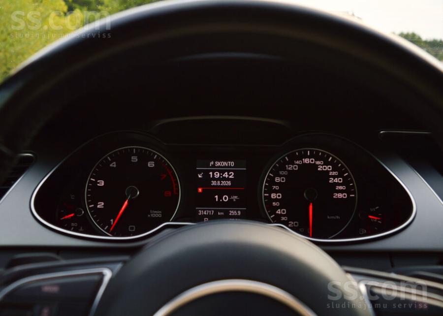Melns Audi A4 2013 Rīga, ar dzinēja tilpumu 1.80 L un nobraukumu 312 tūkst. km par 8200 €, foto 9 vietnē AUTOMOTO.COM.LV