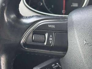 Black Audi A4 2013 in Raseiniai, with an engine capacity of 1.97 L and mileage of 295 thousand km for 7150 €, photo 14 on AUTOMOTO.COM.LV