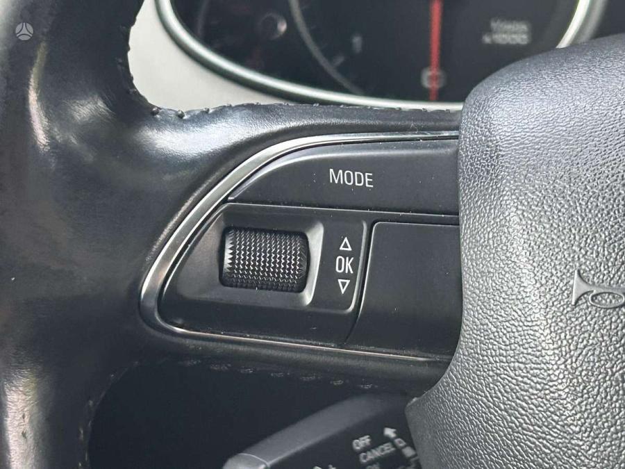 Black Audi A4 2013 in Raseiniai, with an engine capacity of 1.97 L and mileage of 295 thousand km for 7150 €, photo 14 on AUTOMOTO.COM.LV