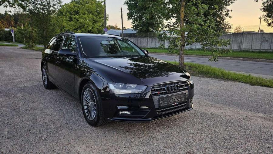 Black Audi A4 2013 in Vilnius, with an engine capacity of 1.97 L and mileage of 300 thousand km for 5600 €, photo 1 on AUTOMOTO.COM.LV