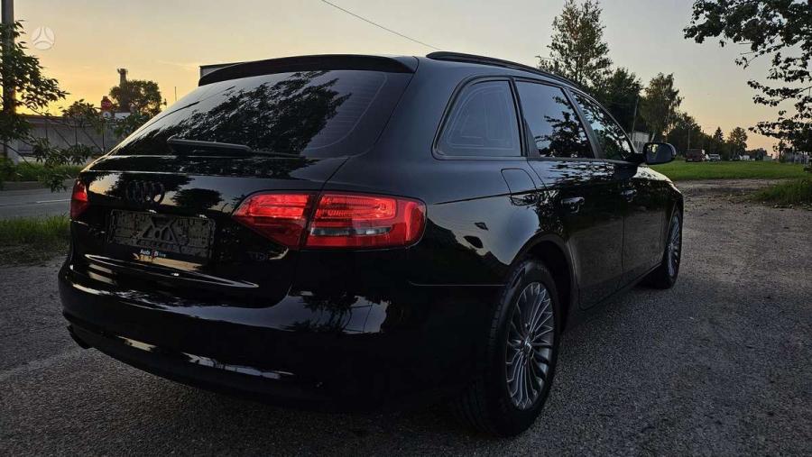 Black Audi A4 2013 in Vilnius, with an engine capacity of 1.97 L and mileage of 300 thousand km for 5600 €, photo 13 on AUTOMOTO.COM.LV
