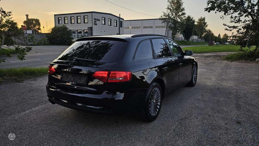 Black Audi A4 2013 in Vilnius, with an engine capacity of 1.97 L and mileage of 300 thousand km for 5600 €, photo 14 on AUTOMOTO.COM.LV