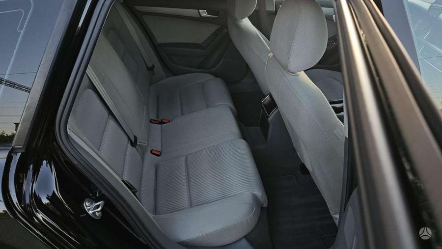 Black Audi A4 2013 in Vilnius, with an engine capacity of 1.97 L and mileage of 300 thousand km for 5600 €, photo 20 on AUTOMOTO.COM.LV