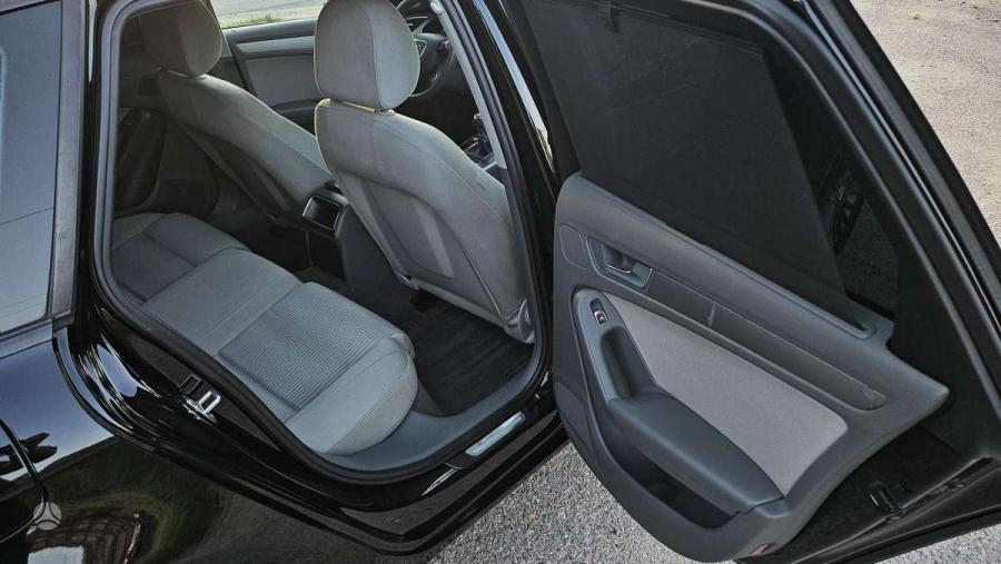 Black Audi A4 2013 in Vilnius, with an engine capacity of 1.97 L and mileage of 300 thousand km for 5600 €, photo 21 on AUTOMOTO.COM.LV