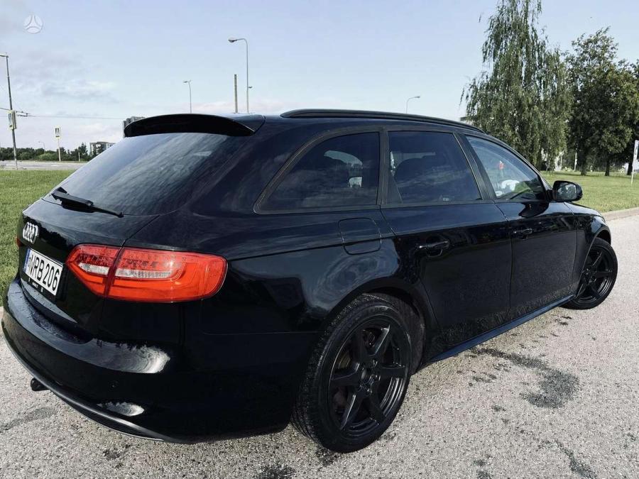 Black Audi A4 2013 in Kaunas, with an engine capacity of 1.97 L and mileage of 334 thousand km for 7000 €, photo 5 on AUTOMOTO.COM.LV