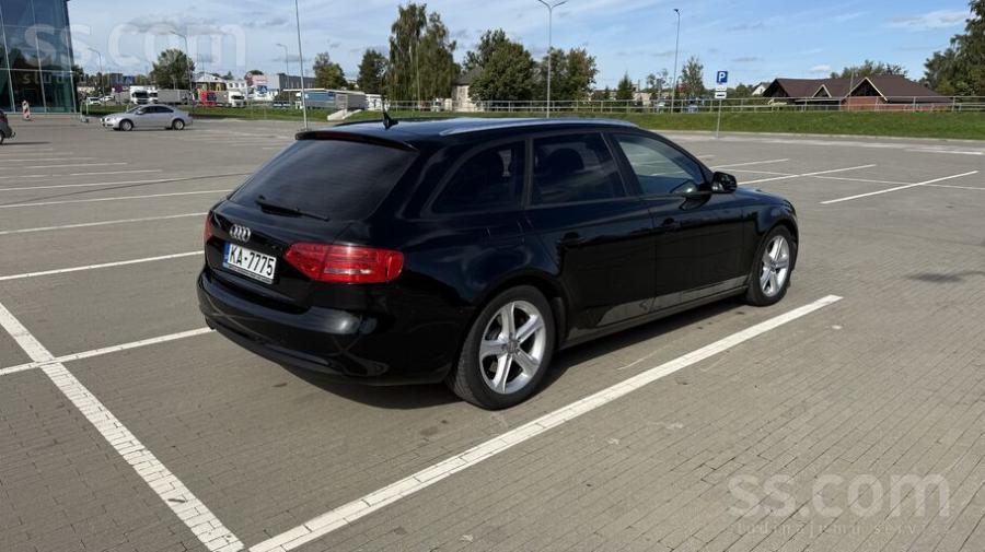 Melns Audi A4 2013 Rēzekne, ar dzinēja tilpumu 2.00 L un nobraukumu 357 tūkst. km par 6500 €, foto 4 vietnē AUTOMOTO.COM.LV