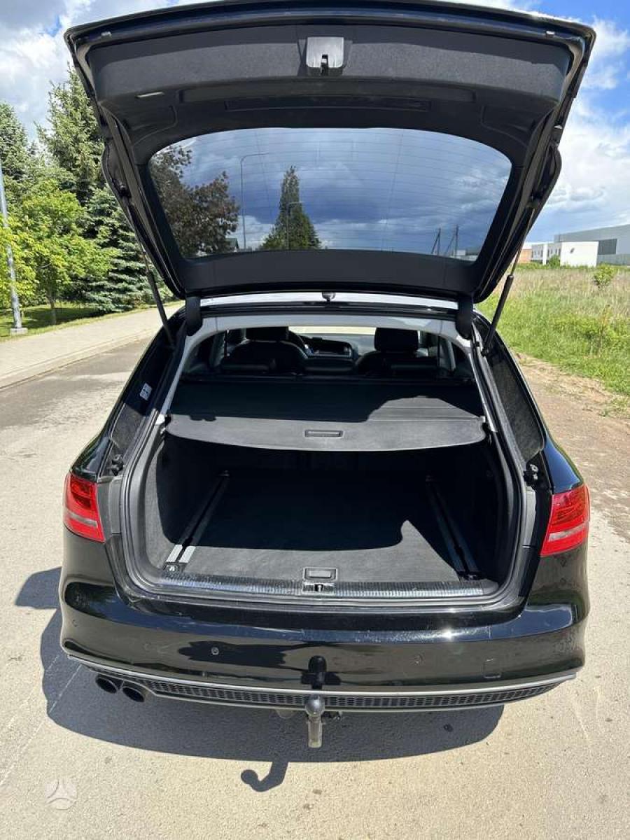 Melns Audi A4 2013 Kauņa, ar dzinēja tilpumu 1.97 L un nobraukumu 273 tūkst. km par 7555 €, foto 39 vietnē AUTOMOTO.COM.LV