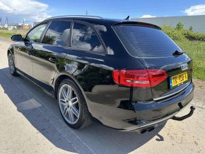 Melns Audi A4 2013 Kauņa, ar dzinēja tilpumu 1.97 L un nobraukumu 273 tūkst. km par 7555 €, foto 44 vietnē AUTOMOTO.COM.LV