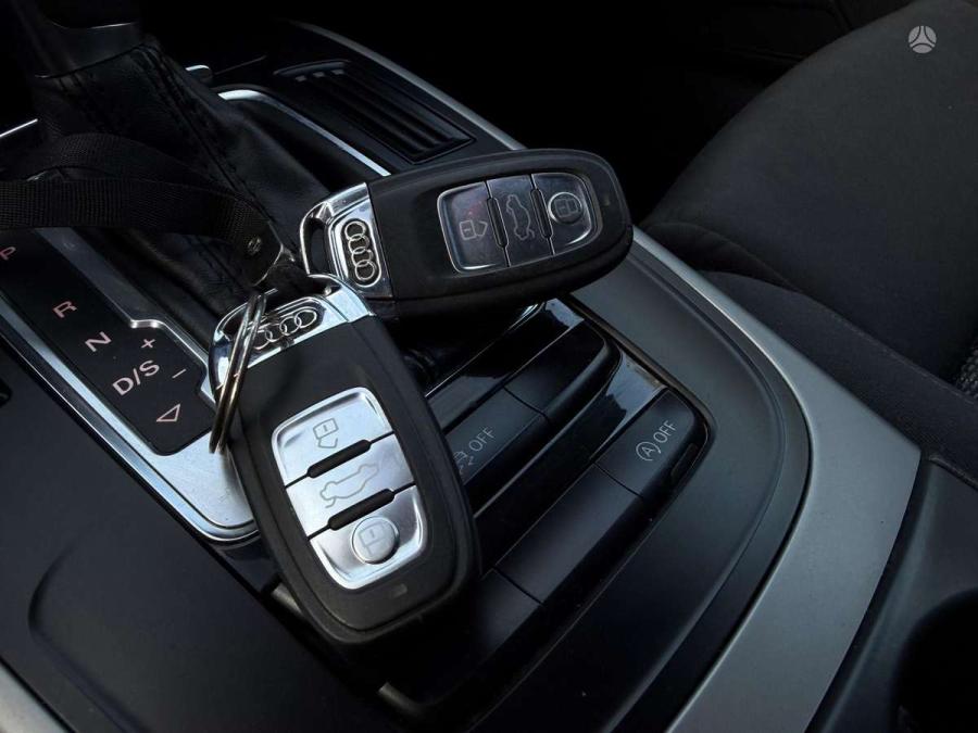 Black Audi A4 2013 in Kaunas, with an engine capacity of 1.97 L and mileage of 336 thousand km for 6500 €, photo 16 on AUTOMOTO.COM.LV