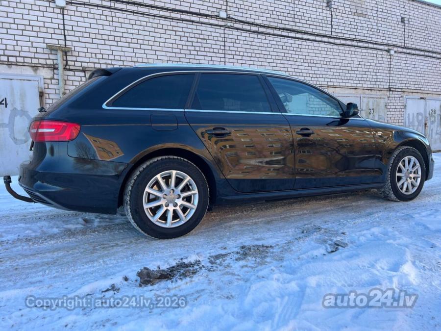 Black Audi A4 2014 in Narva, with an engine capacity of 2.00 L and mileage of 340 thousand km for 5499 €, photo 5 on AUTOMOTO.COM.LV