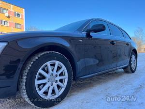 Black Audi A4 2014 in Narva, with an engine capacity of 2.00 L and mileage of 340 thousand km for 5499 €, photo 13 on AUTOMOTO.COM.LV