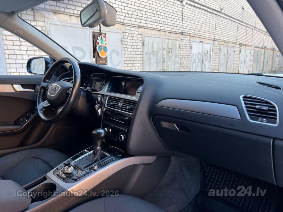 Black Audi A4 2014 in Narva, with an engine capacity of 2.00 L and mileage of 340 thousand km for 5499 €, photo 27 on AUTOMOTO.COM.LV