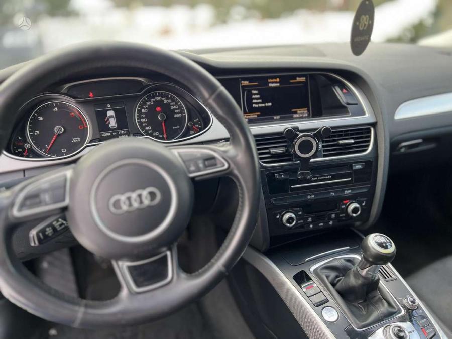 Black Audi A4 2014 in Moletai, with an engine capacity of 1.97 L and mileage of 194 thousand km for 8000 €, photo 28 on AUTOMOTO.COM.LV