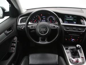Melns Audi A4 2014 Viļņa, ar dzinēja tilpumu 2.00 L un nobraukumu 131 tūkst. km par 11199 €, foto 18 vietnē AUTOMOTO.COM.LV