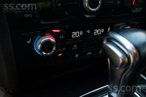 Black Audi A4 2014 in Valmiera, with an engine capacity of 2.00 L and mileage of 269 thousand km for 6990 €, photo 14 on AUTOMOTO.COM.LV