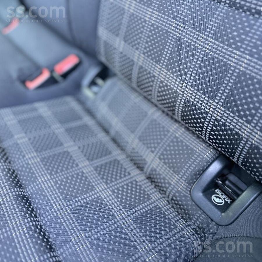 Melns Audi A4 2014 Rēzekne, ar dzinēja tilpumu 2.00 L un nobraukumu 305 tūkst. km par 9490 €, foto 17 vietnē AUTOMOTO.COM.LV