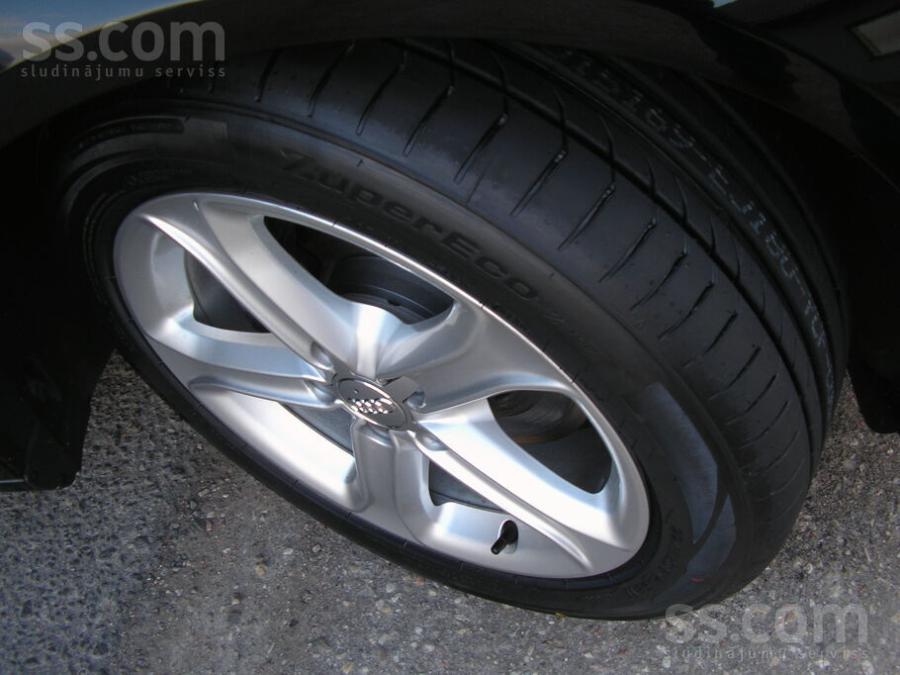 Black Audi A4 2014 in Riga, with an engine capacity of 2.00 L and mileage of 0 thousand km for 10750 €, photo 30 on AUTOMOTO.COM.LV