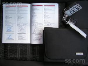 Black Audi A4 2014 in Riga, with an engine capacity of 2.00 L and mileage of 0 thousand km for 10750 €, photo 32 on AUTOMOTO.COM.LV