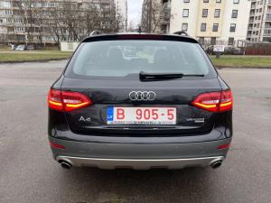 Black Audi A4 2014 in Riga, with an engine capacity of 3.00 L and mileage of 368 thousand km for 10950 €, photo 3 on AUTOMOTO.COM.LV