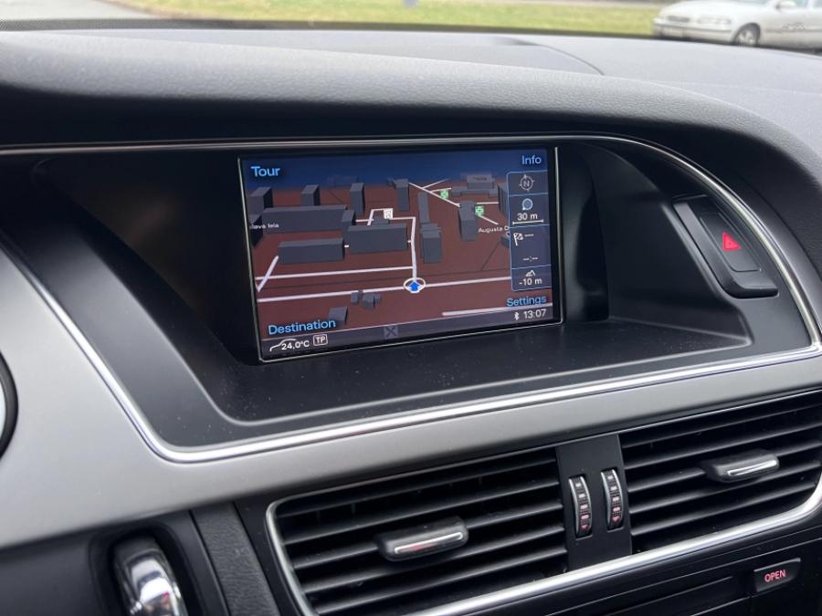 Black Audi A4 2014 in Riga, with an engine capacity of 3.00 L and mileage of 368 thousand km for 10950 €, photo 9 on AUTOMOTO.COM.LV