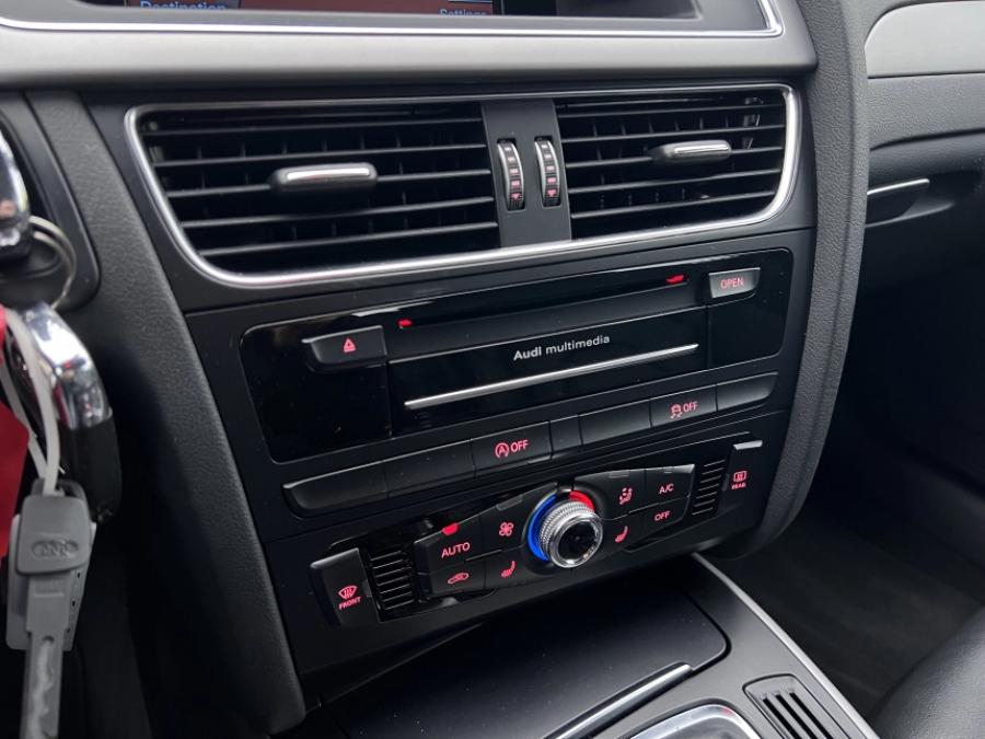 Black Audi A4 2014 in Riga, with an engine capacity of 3.00 L and mileage of 368 thousand km for 10950 €, photo 13 on AUTOMOTO.COM.LV