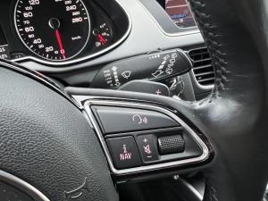 Black Audi A4 2014 in Riga, with an engine capacity of 3.00 L and mileage of 368 thousand km for 10950 €, photo 21 on AUTOMOTO.COM.LV
