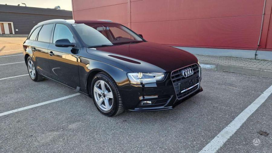 Melns Audi A4 2014 Kauņa, ar dzinēja tilpumu 1.97 L un nobraukumu 256 tūkst. km par 7950 €, foto 5 vietnē AUTOMOTO.COM.LV