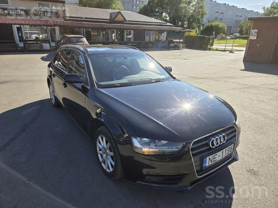 Melns Audi A4 2014 Rīga, ar dzinēja tilpumu 2.00 L un nobraukumu 251 tūkst. km par 5400 €, foto 1 vietnē AUTOMOTO.COM.LV