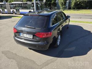 Melns Audi A4 2014 Rīga, ar dzinēja tilpumu 2.00 L un nobraukumu 251 tūkst. km par 5400 €, foto 5 vietnē AUTOMOTO.COM.LV