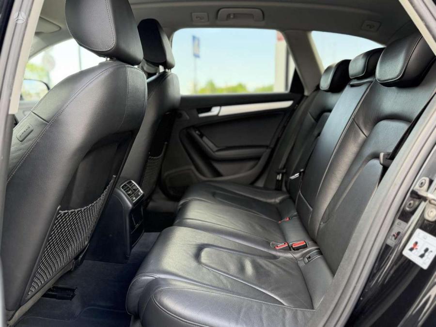 Black Audi A4 2014 in Vilnius, with an engine capacity of 2.97 L and mileage of 298 thousand km for 8999 €, photo 26 on AUTOMOTO.COM.LV