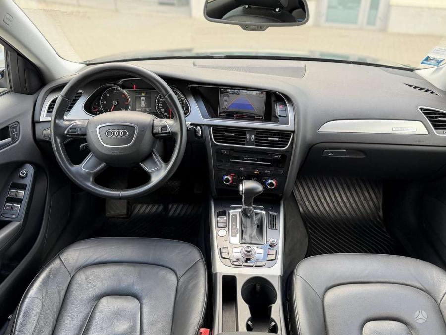 Black Audi A4 2014 in Vilnius, with an engine capacity of 2.97 L and mileage of 298 thousand km for 8999 €, photo 37 on AUTOMOTO.COM.LV