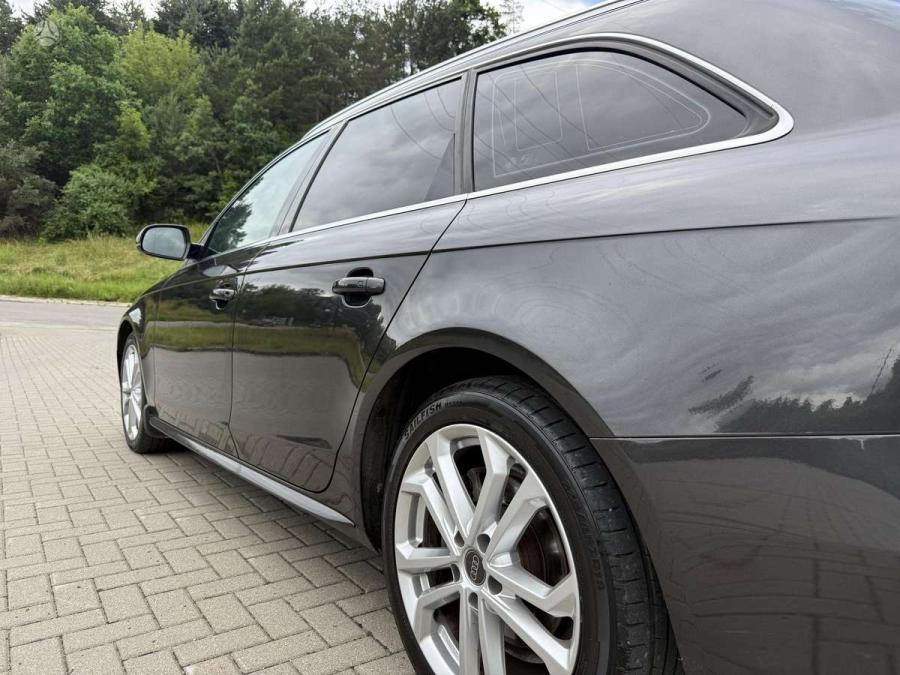 Melns Audi A4 2014 Viļņa, ar dzinēja tilpumu 2.00 L un nobraukumu 235 tūkst. km par 7500 €, foto 14 vietnē AUTOMOTO.COM.LV