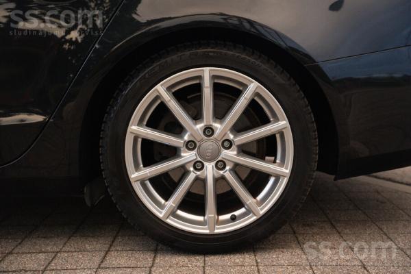 Melns Audi A4 2014 Rīga, ar dzinēja tilpumu 2.00 L un nobraukumu 335 tūkst. km par 8990 €, foto 9 vietnē AUTOMOTO.COM.LV