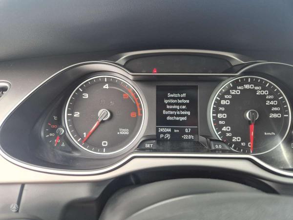 Melns Audi A4 2014 Tauragė, ar dzinēja tilpumu 1.97 L un nobraukumu 244 tūkst. km par 7700 €, foto 10 vietnē AUTOMOTO.COM.LV