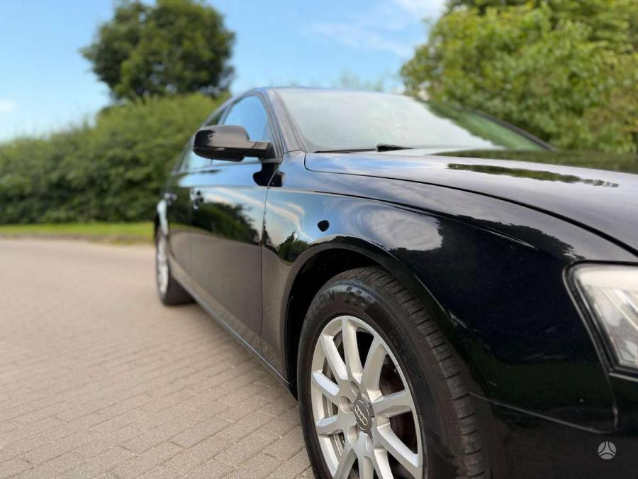 Black Audi A4 2014 in Vilnius, with an engine capacity of 2.00 L and mileage of 250 thousand km for 5500 €, photo 11 on AUTOMOTO.COM.LV