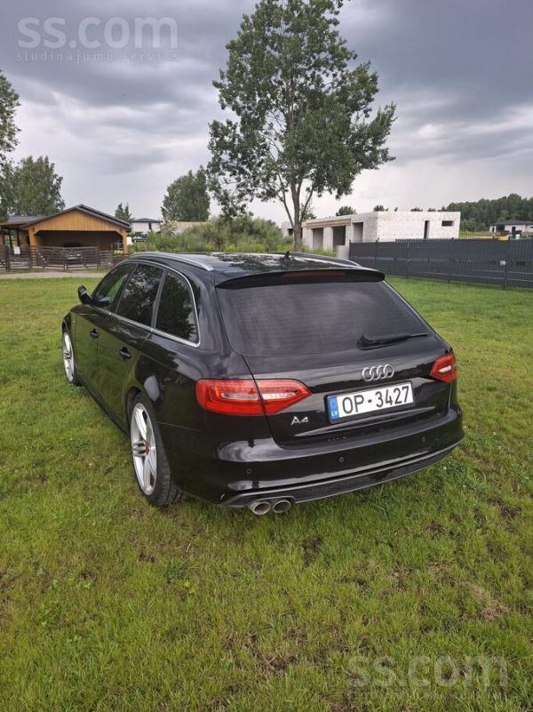 Black Audi A4 2014 in Riga, with an engine capacity of 2.00 L and mileage of 139 thousand km for 12500 €, photo 5 on AUTOMOTO.COM.LV