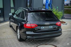 Melns Audi A4 2014 Kauņa, ar dzinēja tilpumu 1.97 L un nobraukumu 255 tūkst. km par 9950 €, foto 12 vietnē AUTOMOTO.COM.LV