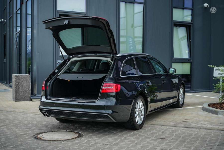 Melns Audi A4 2014 Kauņa, ar dzinēja tilpumu 1.97 L un nobraukumu 255 tūkst. km par 9950 €, foto 15 vietnē AUTOMOTO.COM.LV