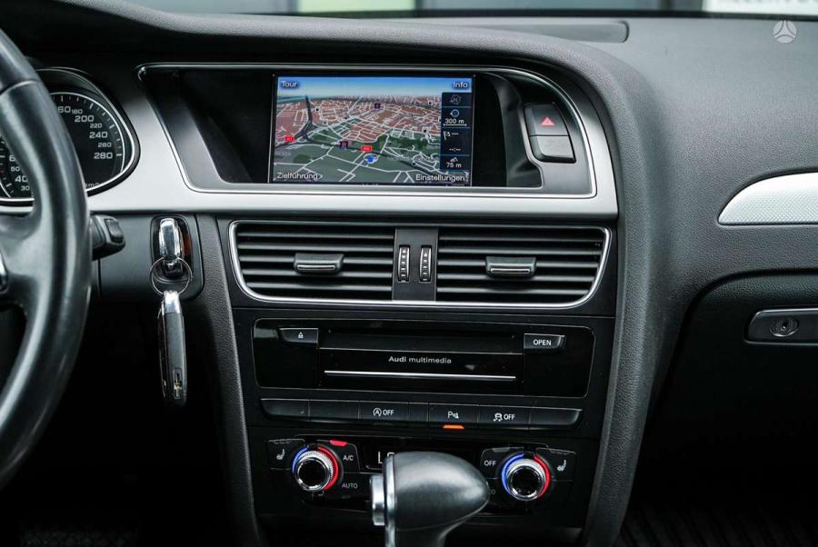 Melns Audi A4 2014 Kauņa, ar dzinēja tilpumu 1.97 L un nobraukumu 255 tūkst. km par 9950 €, foto 22 vietnē AUTOMOTO.COM.LV