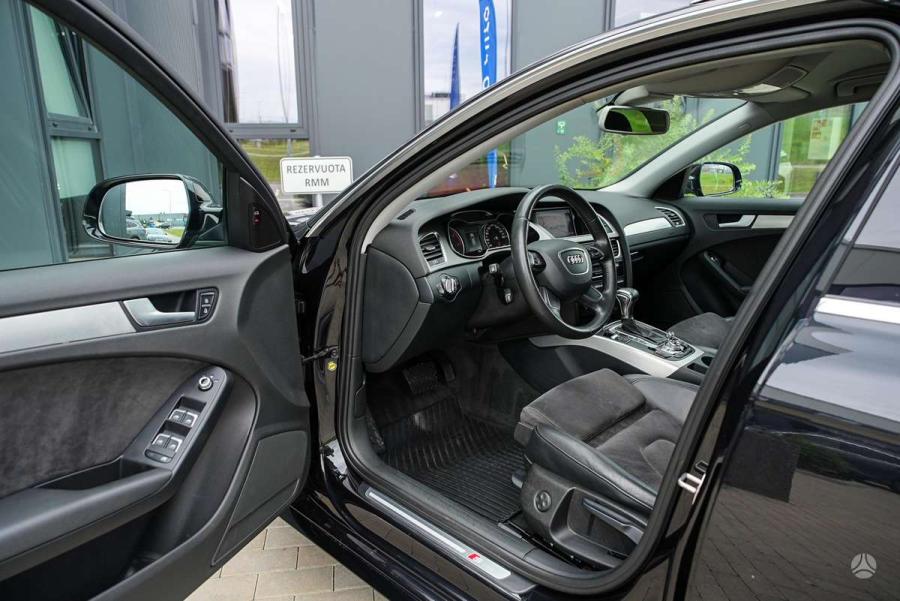 Melns Audi A4 2014 Kauņa, ar dzinēja tilpumu 1.97 L un nobraukumu 255 tūkst. km par 9950 €, foto 25 vietnē AUTOMOTO.COM.LV