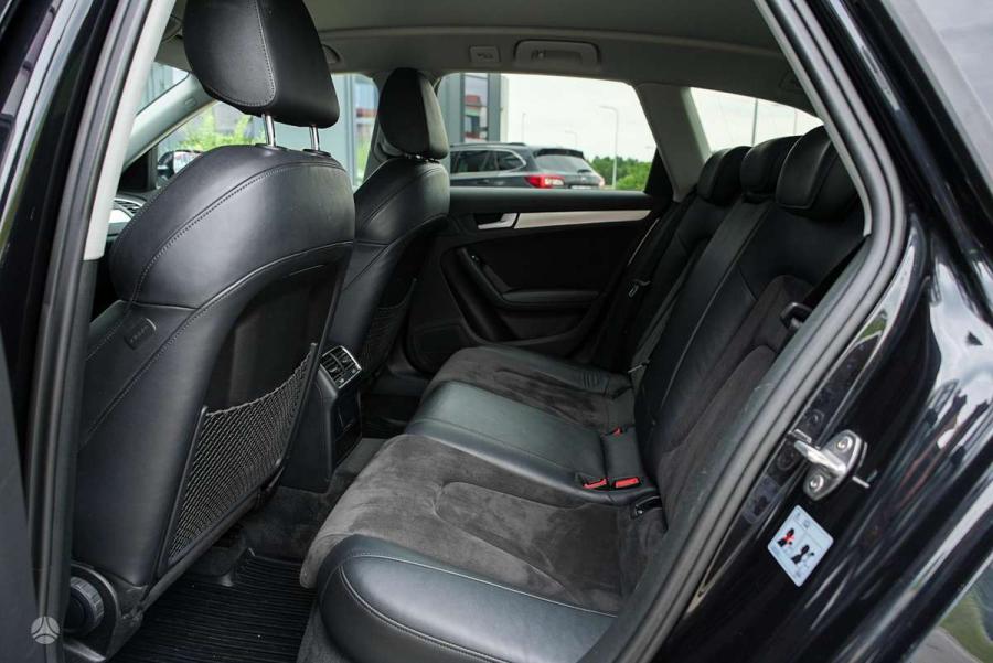 Melns Audi A4 2014 Kauņa, ar dzinēja tilpumu 1.97 L un nobraukumu 255 tūkst. km par 9950 €, foto 33 vietnē AUTOMOTO.COM.LV