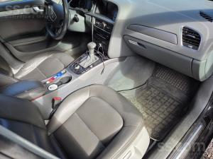 Black Audi A4 2014 in Riga, with an engine capacity of 2.00 L and mileage of 252 thousand km for 5390 €, photo 13 on AUTOMOTO.COM.LV