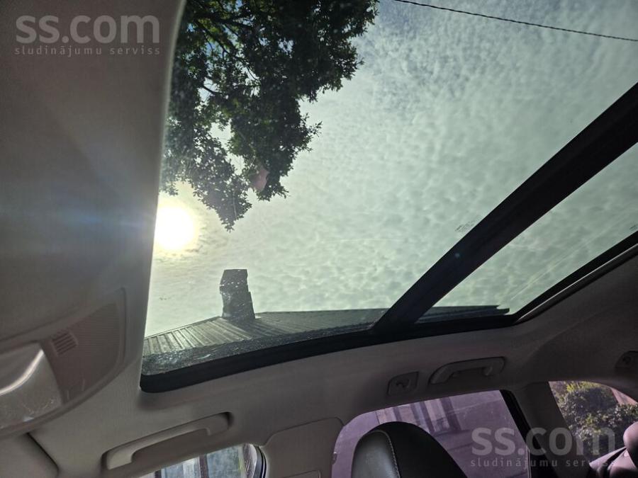 Black Audi A4 2014 in Riga, with an engine capacity of 2.00 L and mileage of 252 thousand km for 5390 €, photo 15 on AUTOMOTO.COM.LV