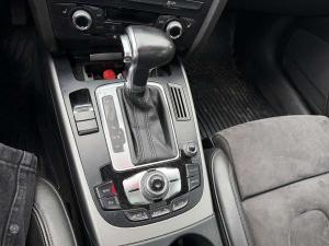 Black Audi A4 2014 in Marijampole, with an engine capacity of 1.97 L and mileage of 237 thousand km for 4850 €, photo 13 on AUTOMOTO.COM.LV